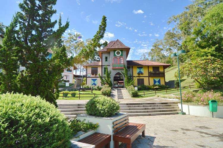 Feriados com The Voice kids no Hotel Le Canton | Viagens Bacanas