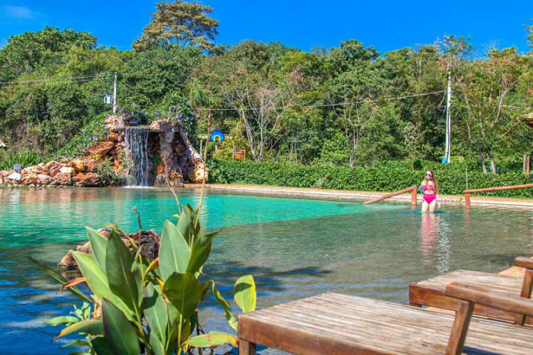 Flutuação na Nascente Azul em Bonito e mais 5 atividades