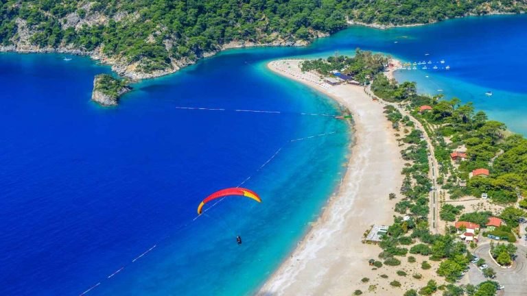 Oludeniz Turquia: Guia Completo para Sua Viagem Perfeita